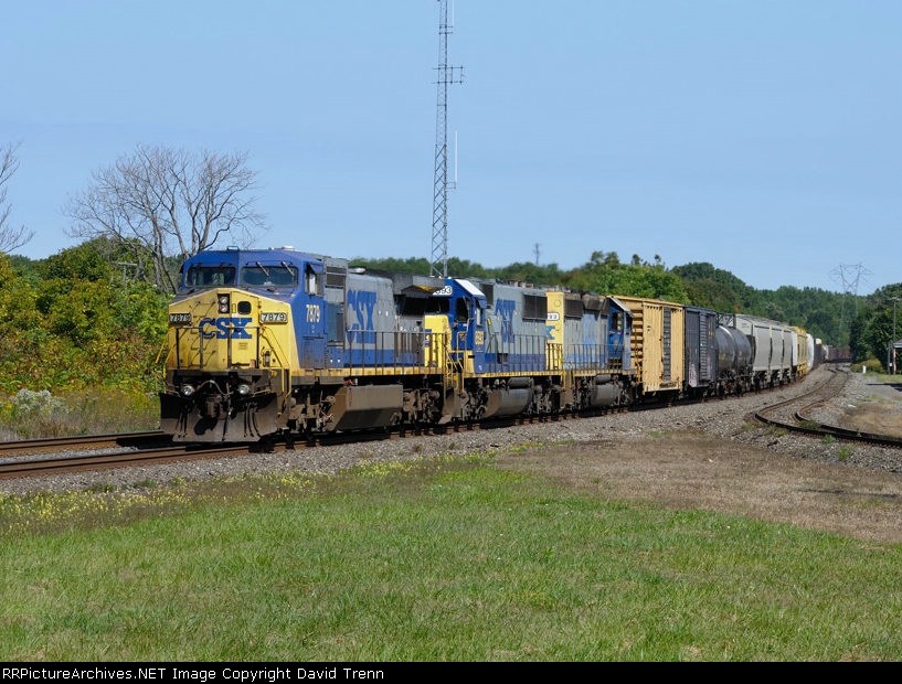 CSX 7879 leads Westbound CSX Q351 at MP127.9 on track number two.